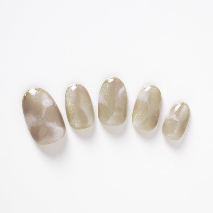繰り返し使えるネイル EVER NAIL｜エバーネイル